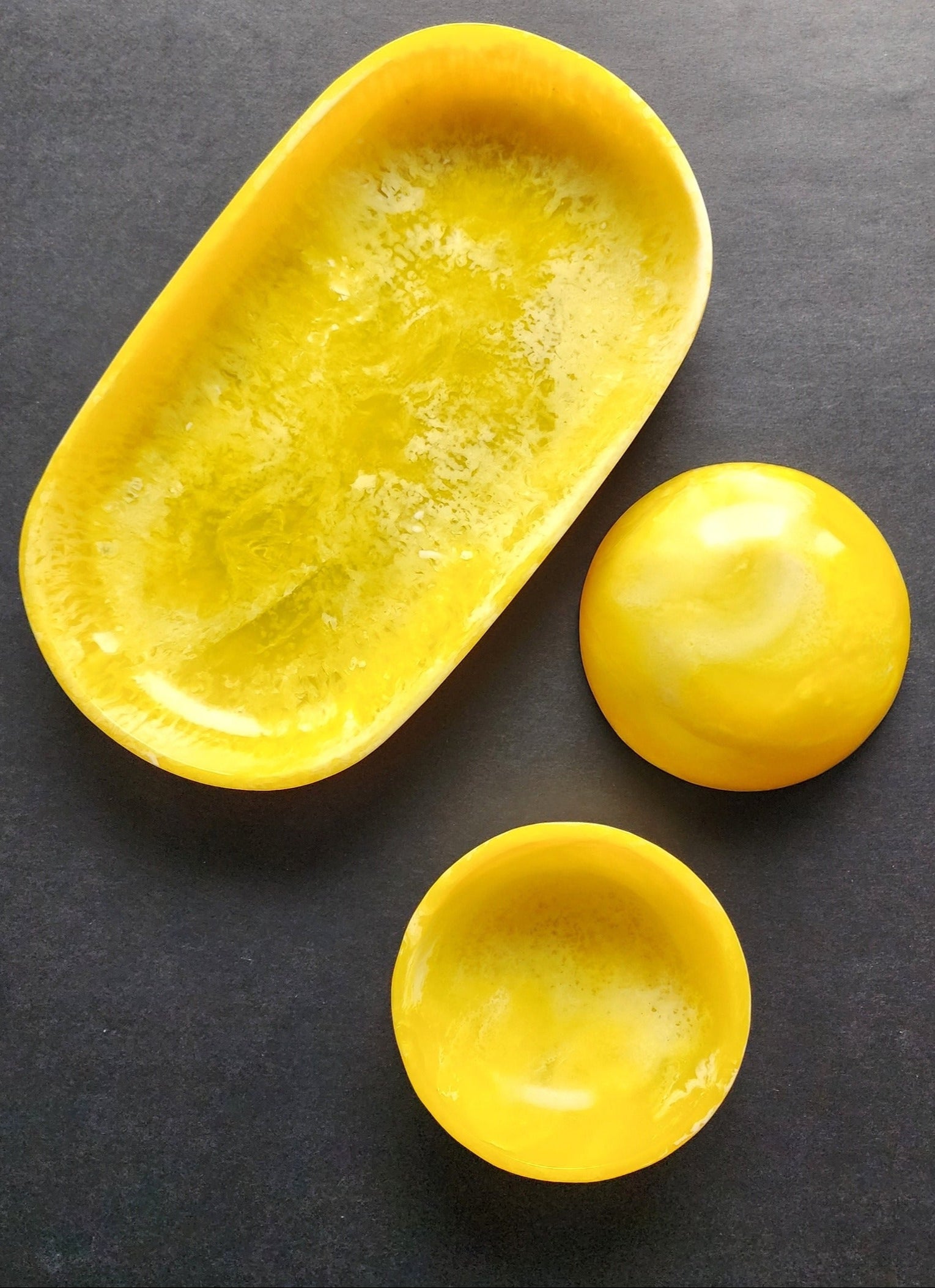 Yellow Serving Tray Set – Prism Boutique