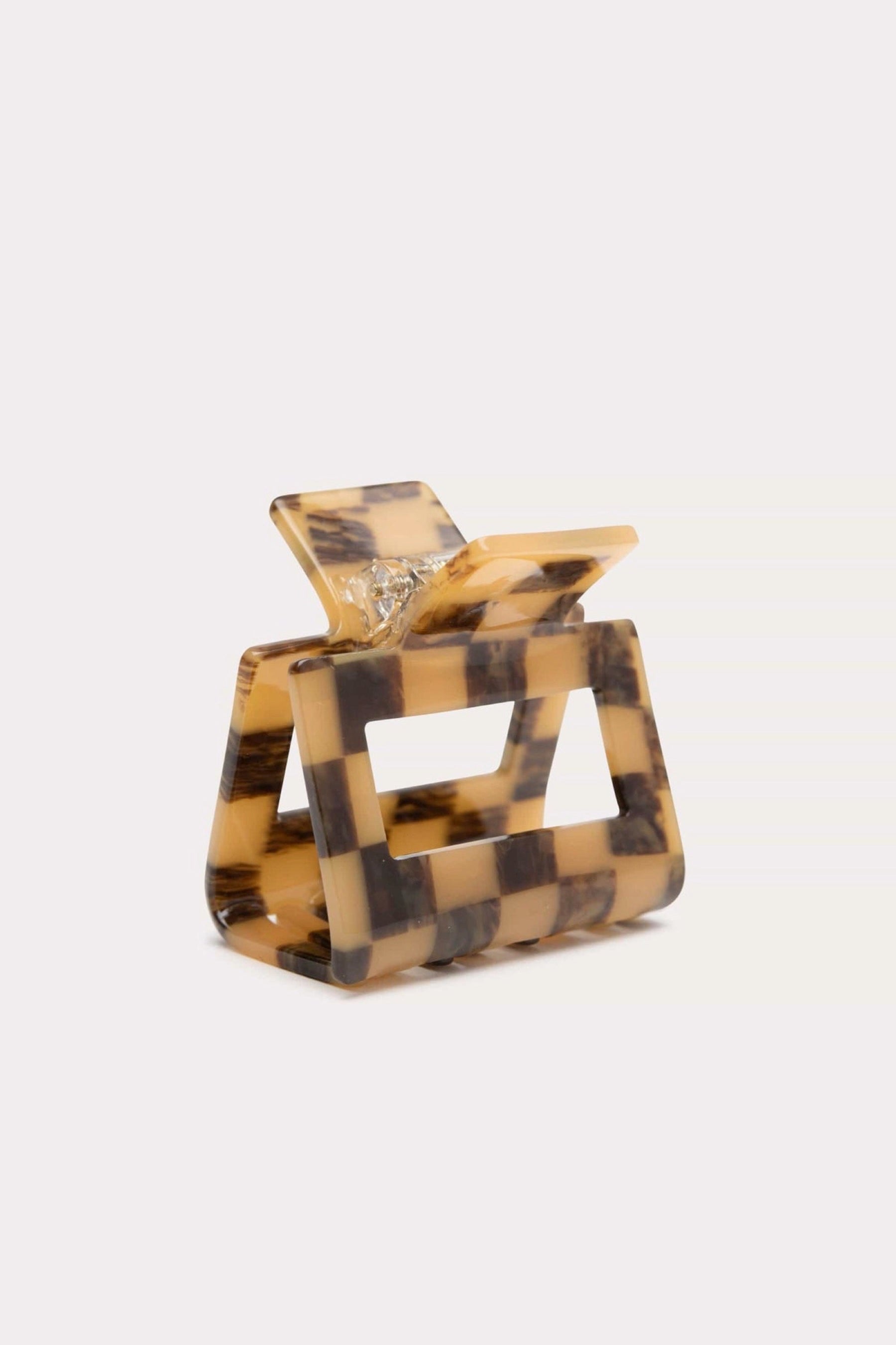 Checkered Earth Claw Clip – Prism Boutique