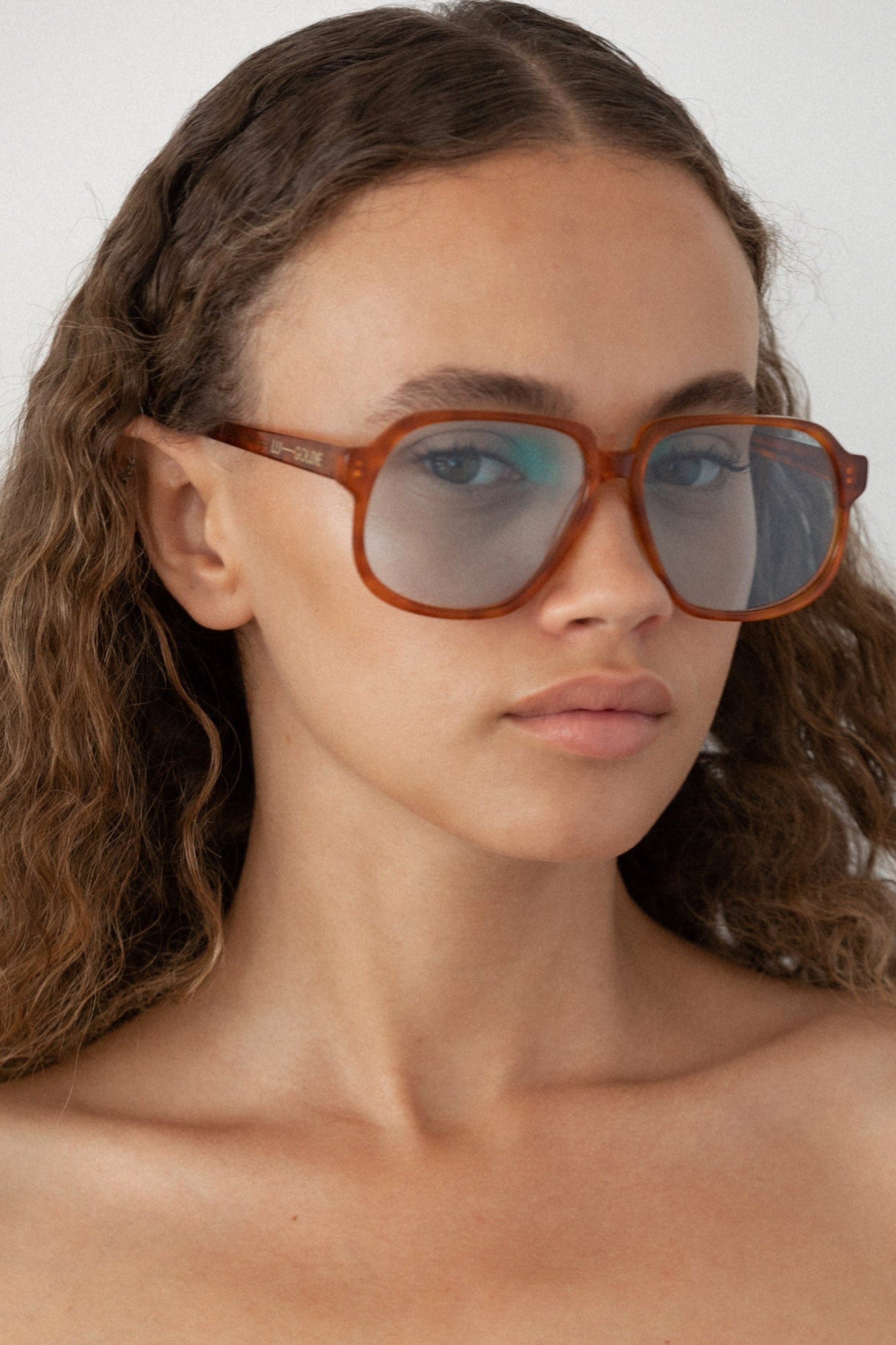 Maple Delphine Sunglasses – Prism Boutique