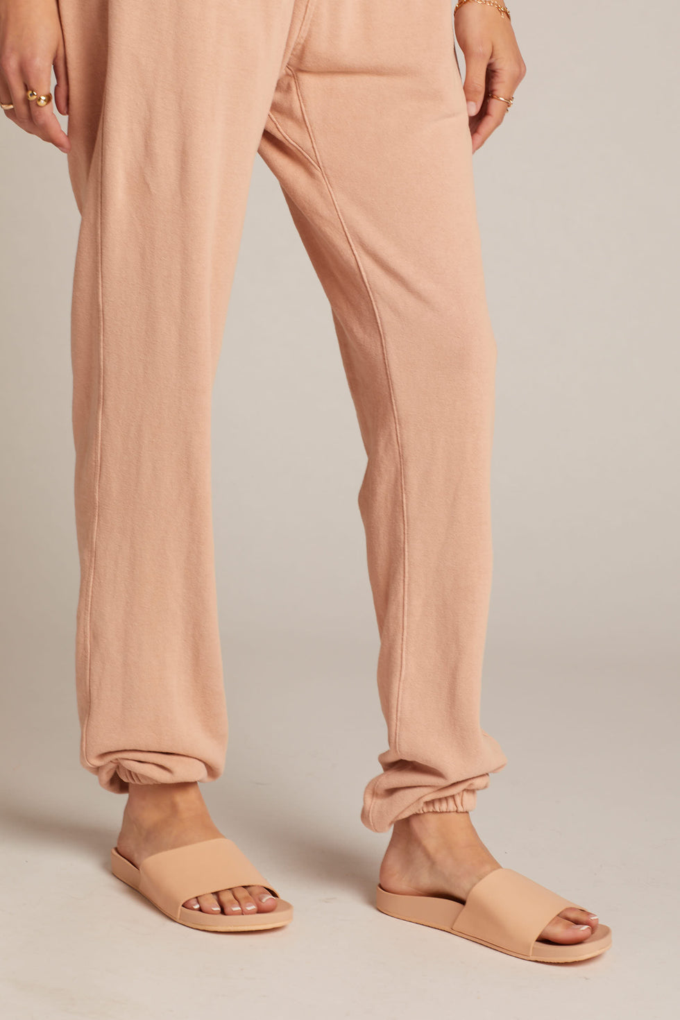 Amber Leather Decon Slide – Prism Boutique