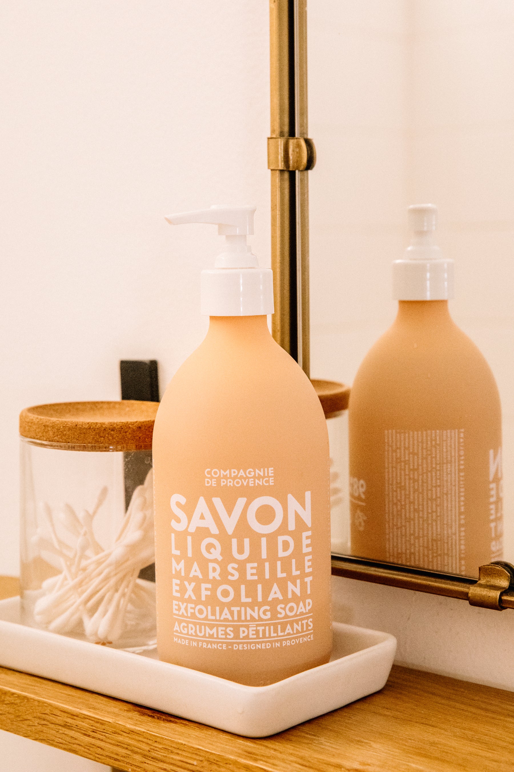 Sparkling Citrus Exfoliating Hand Soap – Prism Boutique